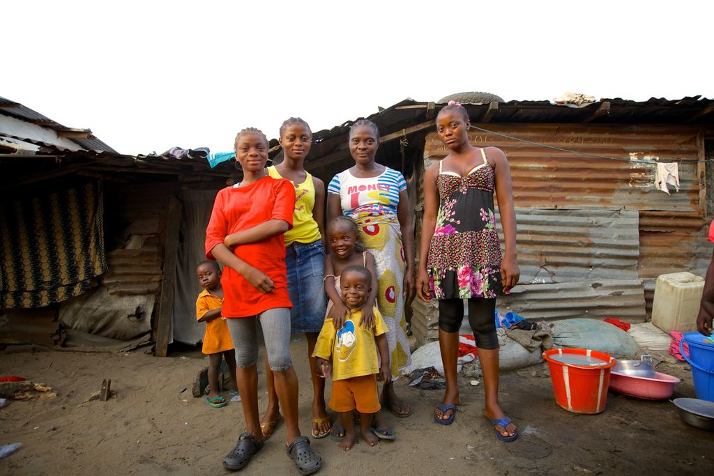 Dollar Street - photos as data to kill country stereotypes