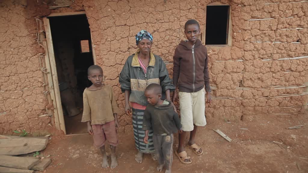 Dollar Street - photos as data to kill country stereotypes